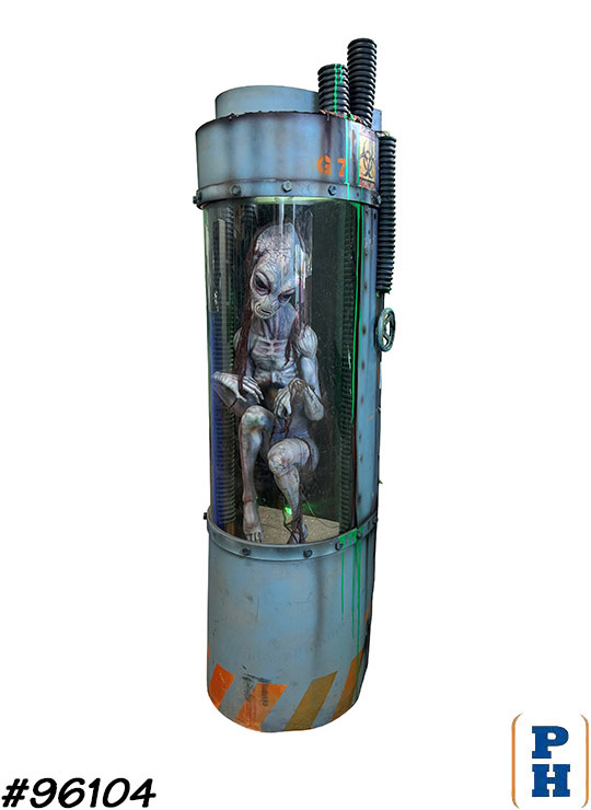 Life-Size Figure, Alien in Lab Tank in Halloween, Supernatural & Horror