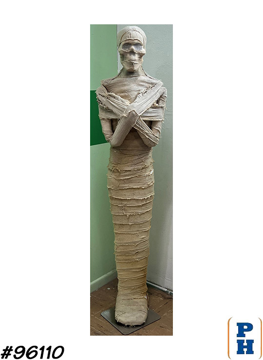 Halloween Life-Size Figure in Halloween