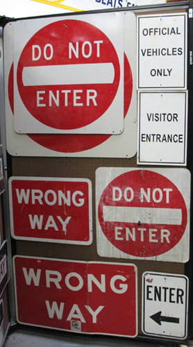Do Not Enter Wrong Way Sign
