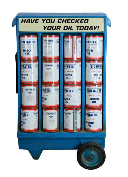 Motor Oil Display in Garage & Mechanic